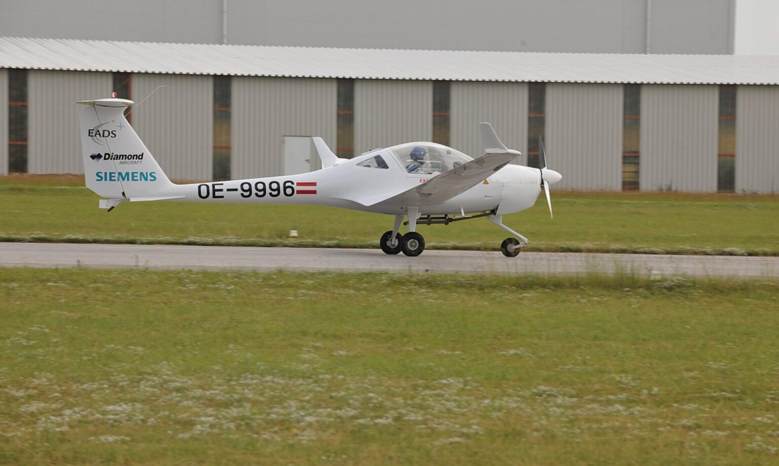 4A Introduction to parametric modeling – Aerotech 175